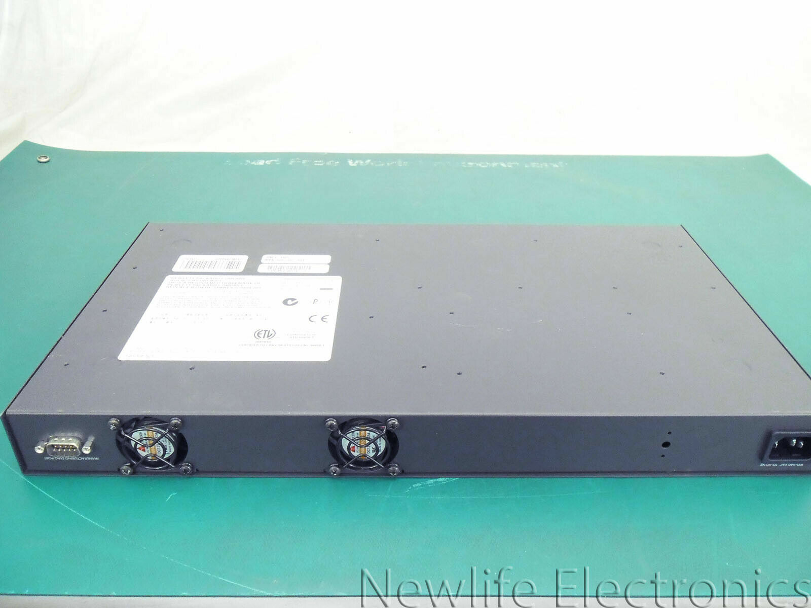 HP 379884-001 48-port KVM Serial Console Switch | eBay