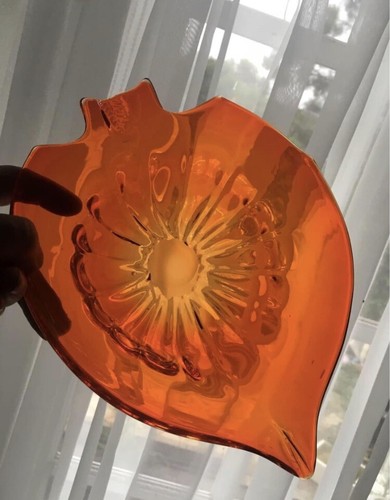 Vintage Daysun Of Japan Vibrant Orange Art Glass Leaf Shaped Bowl/Dish ...