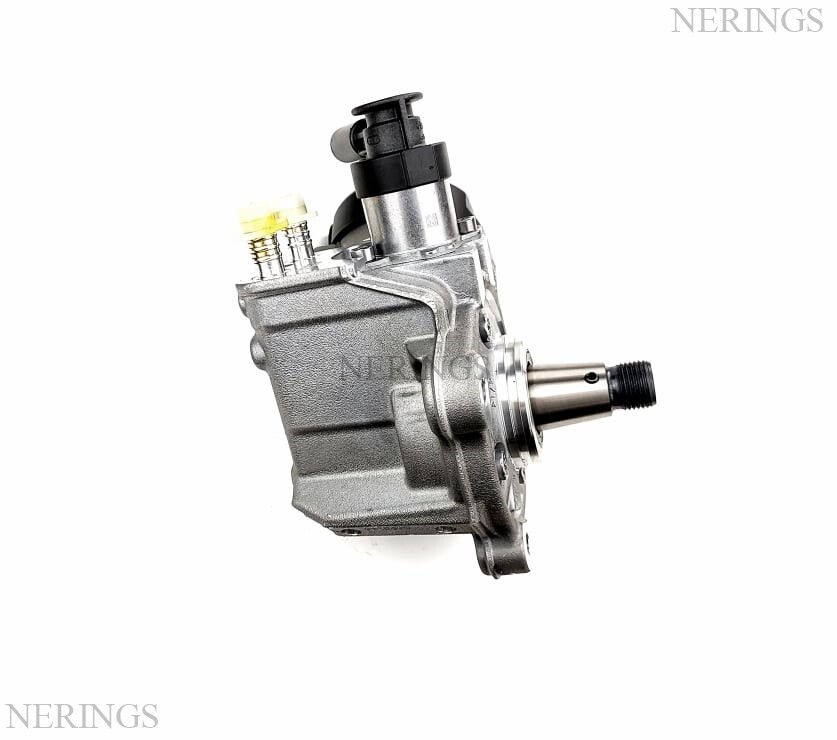 Einspritzpumpe VW T5 Transporter / Multivan 2,0 TDI 03L130755J ...