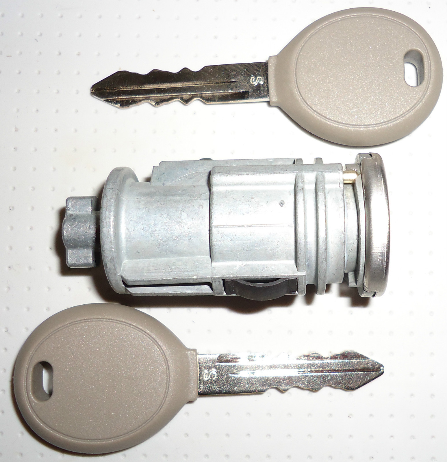 NEW Chrysler Dodge Ignition Switch Lock Cylinder with 2 Y164-PT ...