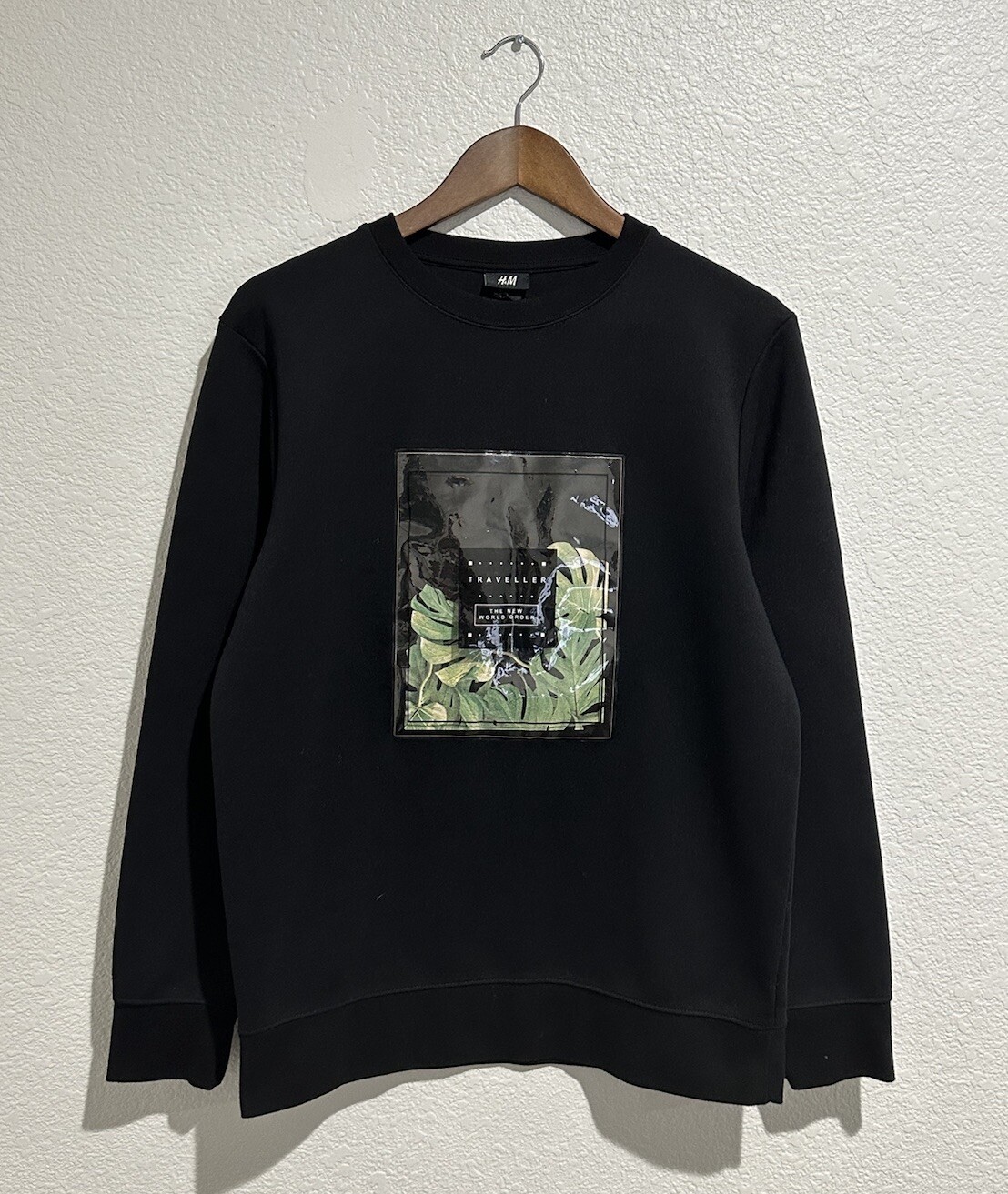 H&M Traveller The World Order Sweatshirt Adult Small … - Gem