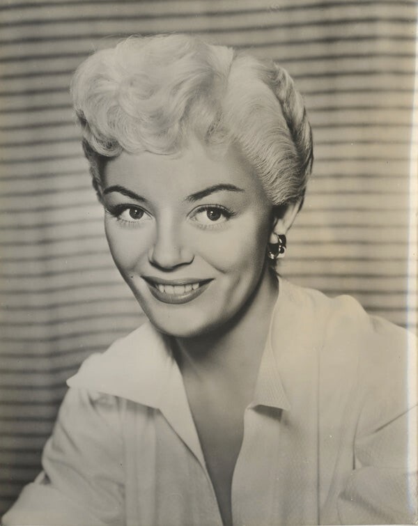 Sheree North's Instagram, Twitter & Facebook on IDCrawl