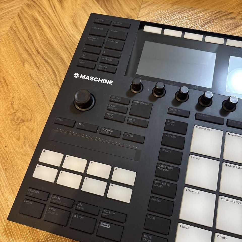 Native Instruments MASCHINE MK3 – Clean – Cable Included – No Software ...