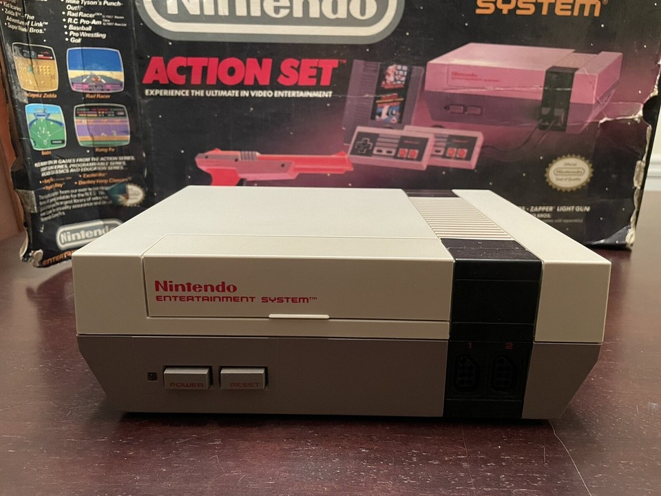 Nintendo NES Action Set Complete with Box Tested + Works + 4 Original ...
