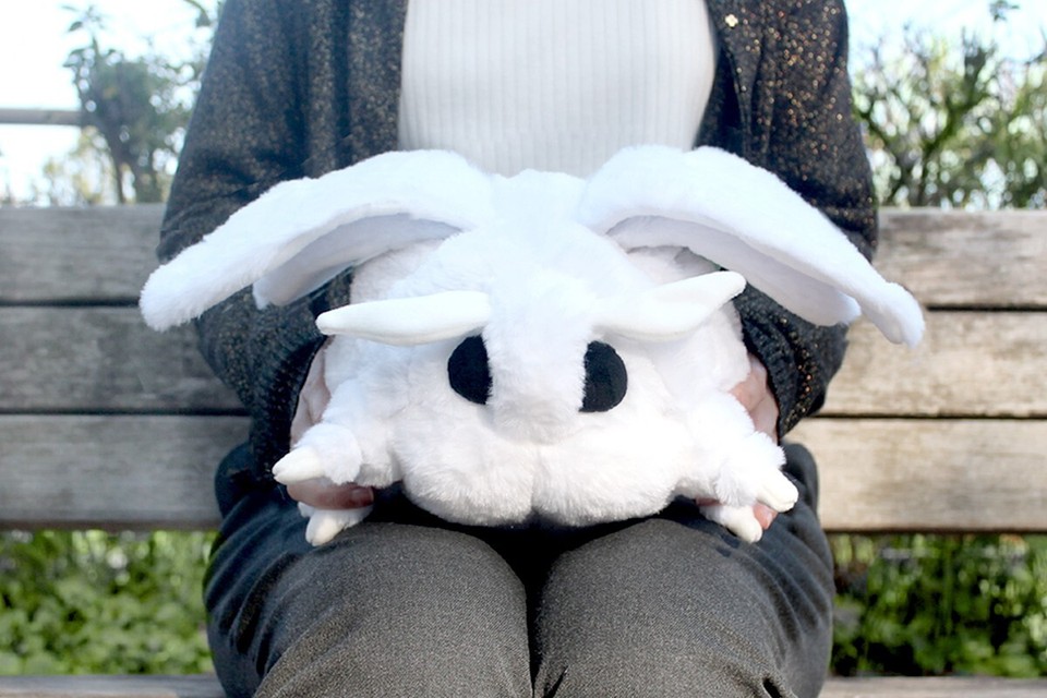 Everyday Life with Moss Silkworm Moth Plush Doll Life-size towels Set ...