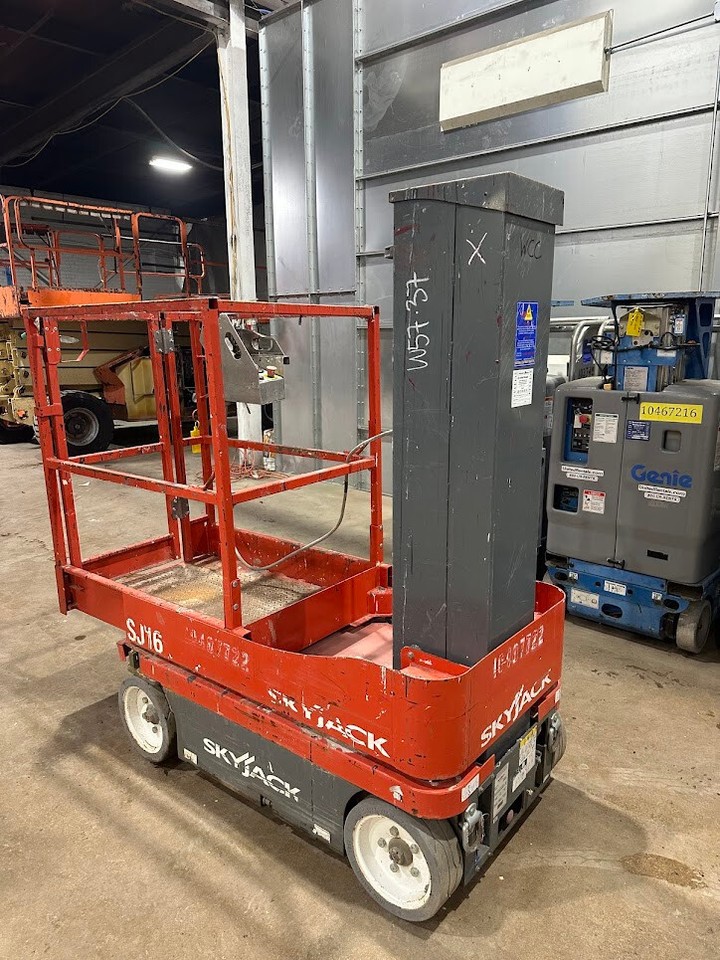 2016 SKYJACK SJ16 PERSONAL DRIVABLE MANLIFT VERTICAL MAST SKYJACK LIFT | eBay