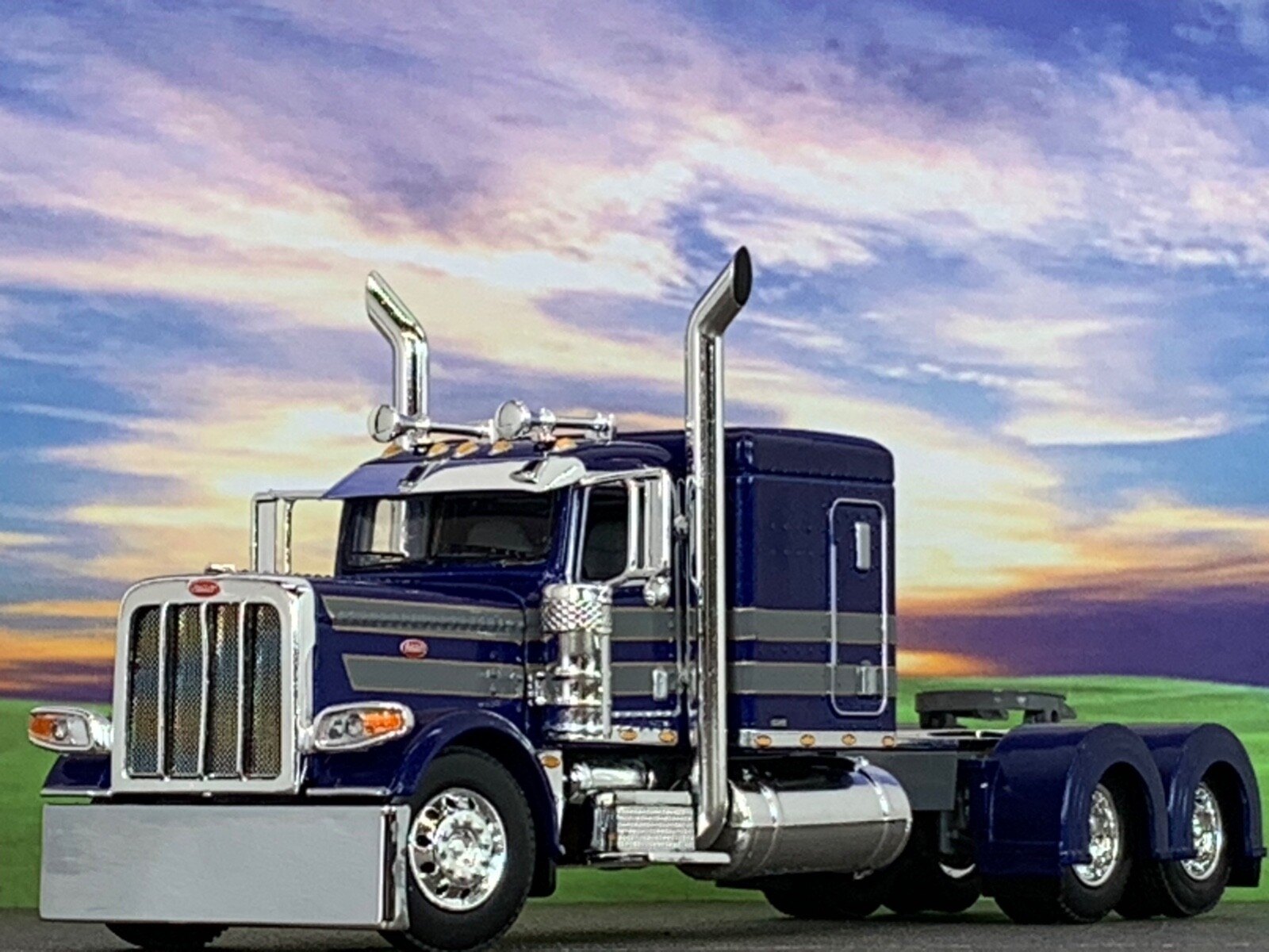 1/64 DCP BLUE/GRAY/GOLD PETERBILT 389 W/ 63" FLAT TOP SLEEPER | eBay