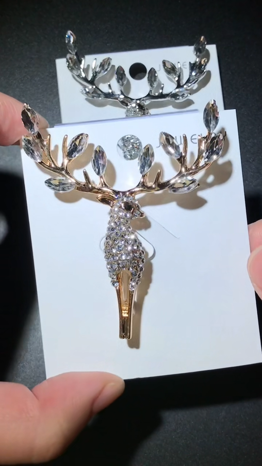 Luxury Gold Reindeer Brooch Pin–Crystal Rhinestone Christmas Jewelry ...