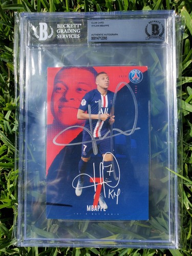 Kylian Mbappe On Card Auto Psg Club Card 2019-2020 Beckett ...
