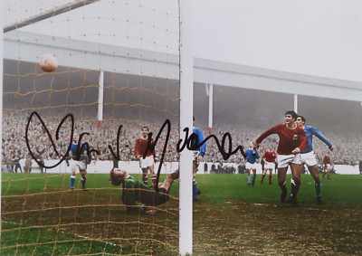 IAN STOREY-MOORE NOTTINGHAM FOREST, AUTOGRAPHED 7 X 5 PHOTOGRAPH. | eBay UK