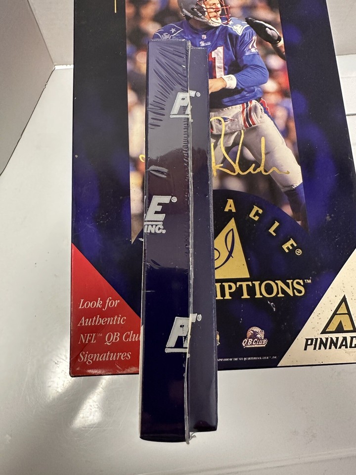 1997 PINNACLE INSCRIPTIONS FOOTBALL FACTORY SEALED PACK CHANCE FOR AUTO ...