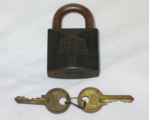 Vintage HURD Brass Lock w/ 2 Keys | eBay
