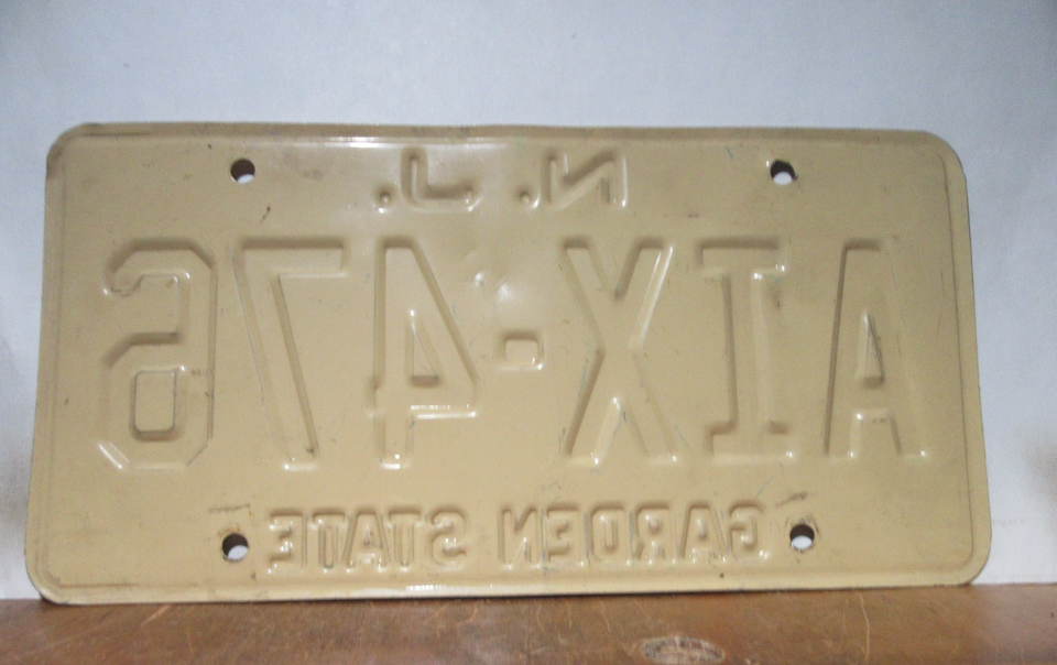 VINTAGE NEW JERSEY LICENSE PLATE GARDEN STATE CREAM/BLACK A I X- 476 | eBay