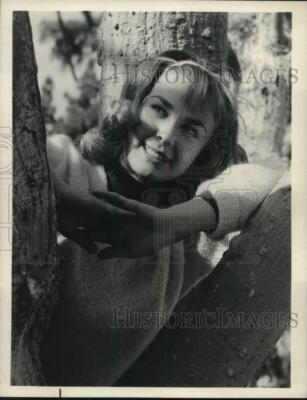 1964 Press Photo Young actress Debbie Watson plays title role in "Karen ...