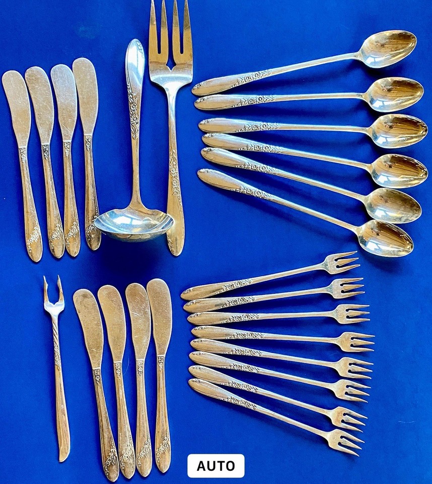 WM A ROGERS ONEIDA LTD COUNTRY LANE QUEEN BESS SILVERPLATE LOT | eBay