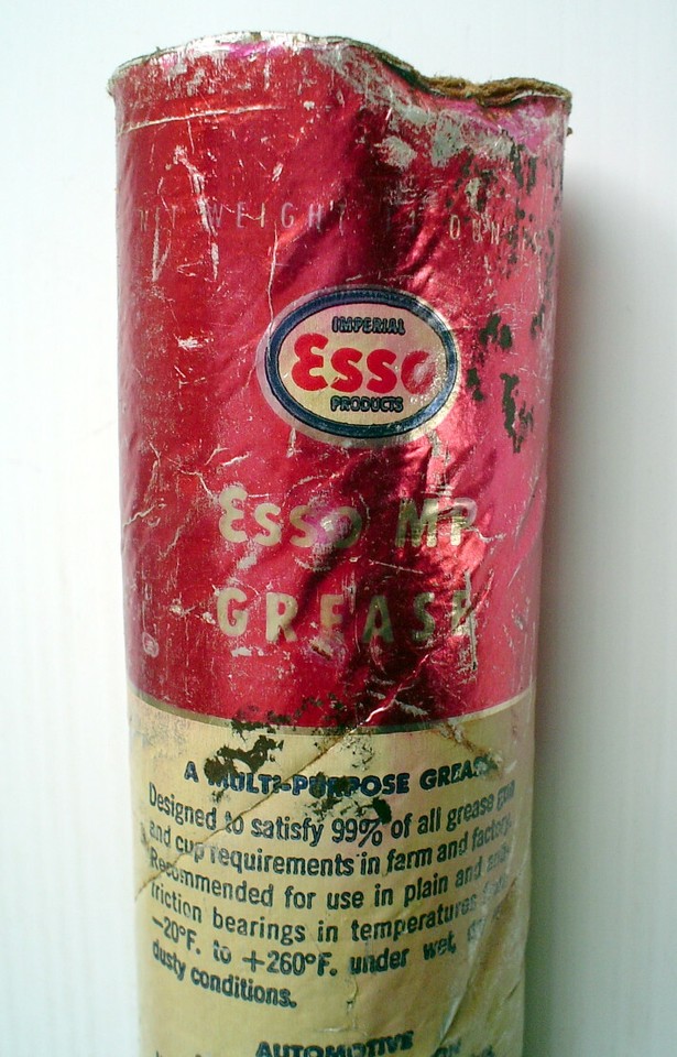 VINTAGE PRODUCT, ESSO GREASE TUBE **** ANCIEN PRODUIT TUBE DE GRAISSE ...