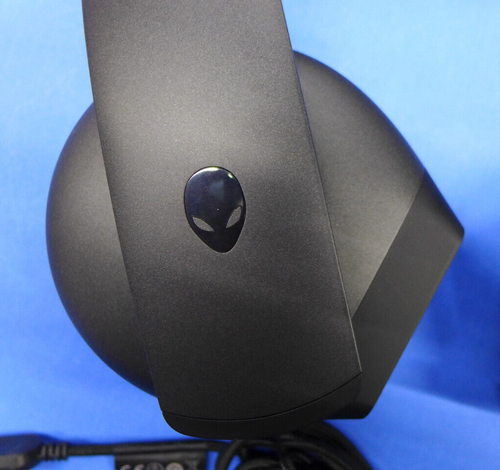 Alienware Noise Canceling Gaming Headphones With Microphone Dell UD2001 ...