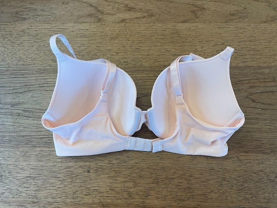 Victoria's Secret Pink Texture Logo 34C T-Shirt Perfect Shape Push Up ...