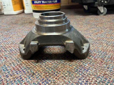 FREIGHTLINER, KENWORTH MERITOR RPL25 SERIES 46 SPLINE BOLT ON END YOKE ...