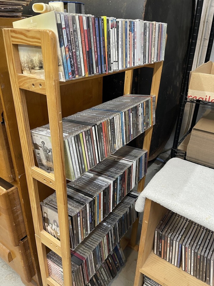 ASSORTED CDS~MAKE YOUR OWN LOT~PICK JUST ONE~MULTIPLE GENRES~ROCK/POP ...