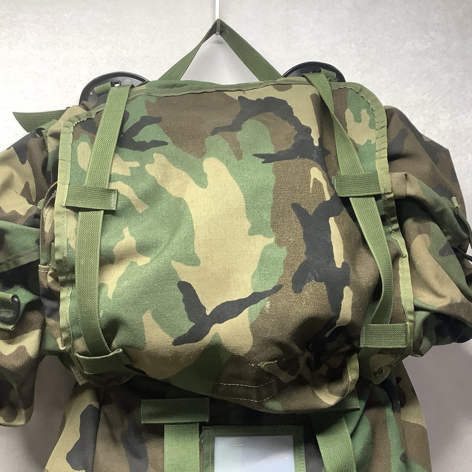 U.S. ARMY MOLLE II MAIN PACK WOODLAND FRAME, STRAPS & BELT Molle 2 Ruck ...