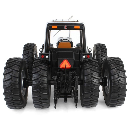 ERTL 1/16 International 7688 Super 70 Series 2+2 OBT Exclusive Black ...