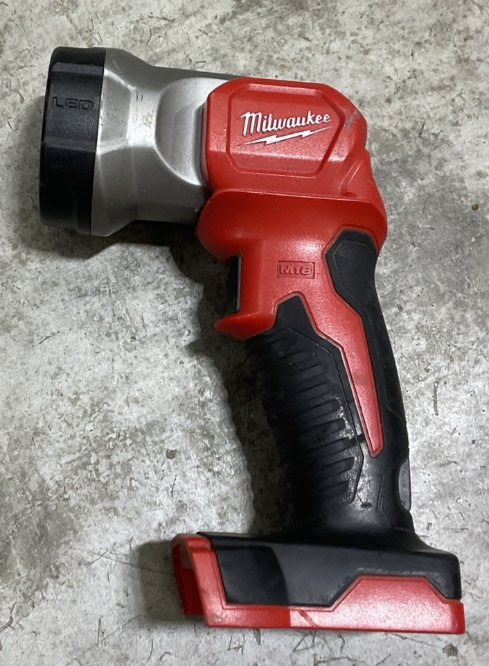 Milwaukee 2735-20 LED Flashlight M18 18 Volt Li-Ion Work Light (For ...
