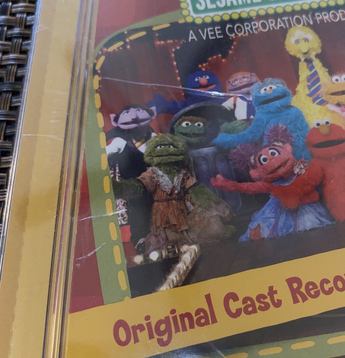 Sesame Street Live Elmo Hace Cd De Musica