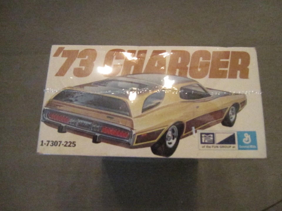 MPC 1973 DODGE CHARGER ORIGINAL FACTORY SEALED UNBUILT KIT #1-7307-225 ...