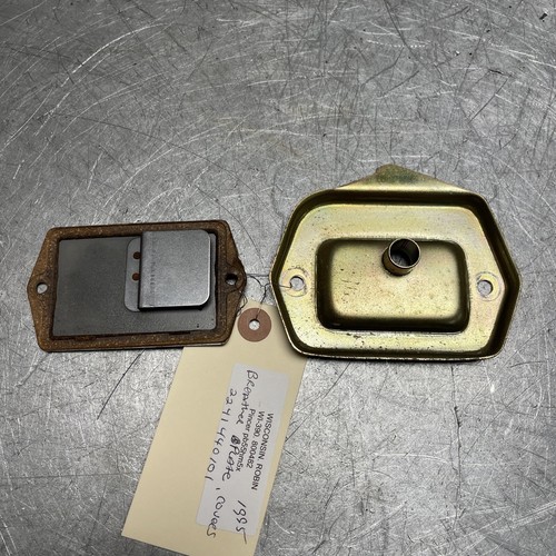 OEM GOOD USED WISCONSIN ROBIN WI-390 8000482 BREATHER PLATE, COVERS ...