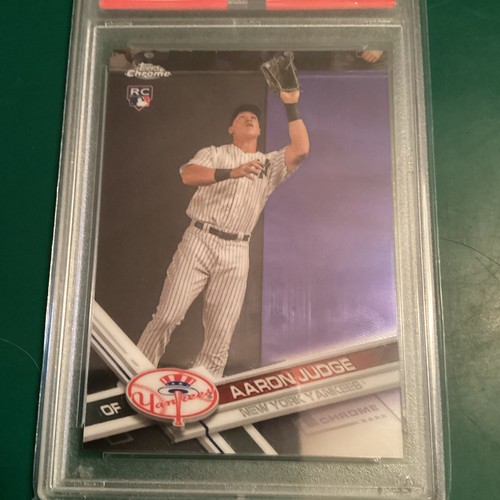 2017 Aaron Judge Topps Chrome Rookie Card #169 Catching PSA 10 GEM Mint ...