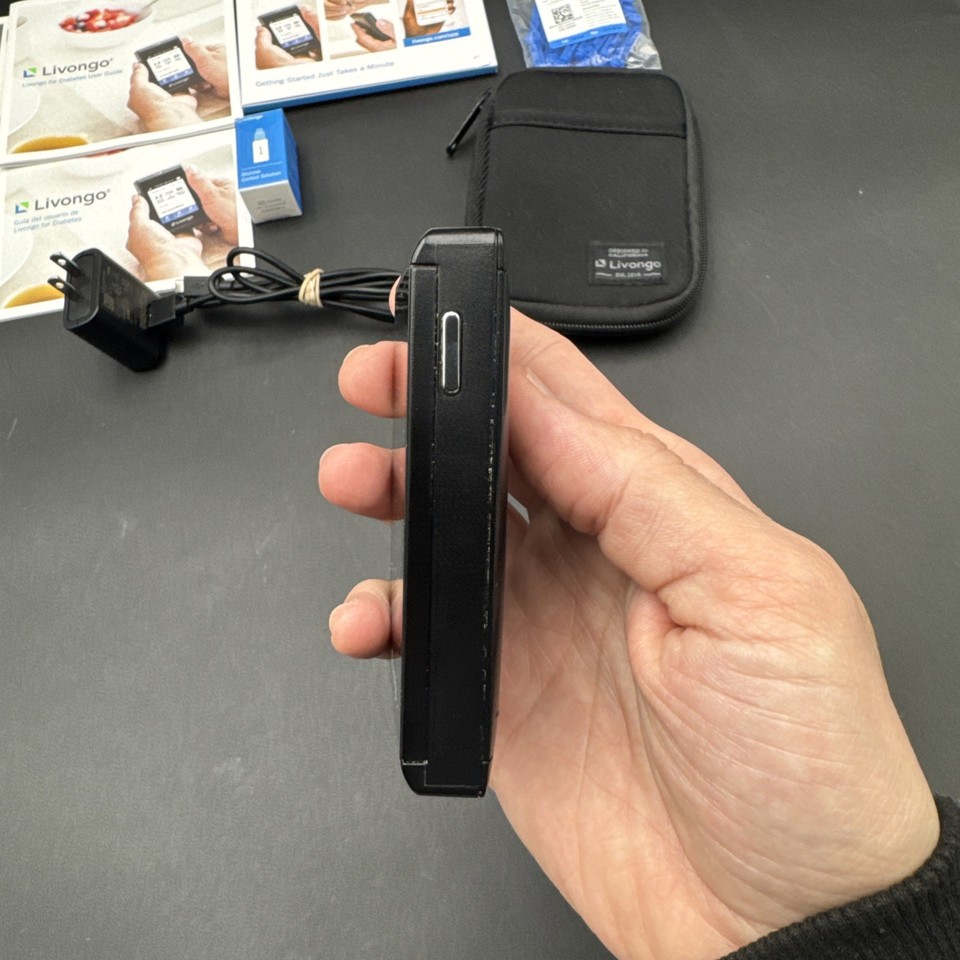 Livongo Blood Glucose Meter BG300 Unit w/Manuals & Case | eBay