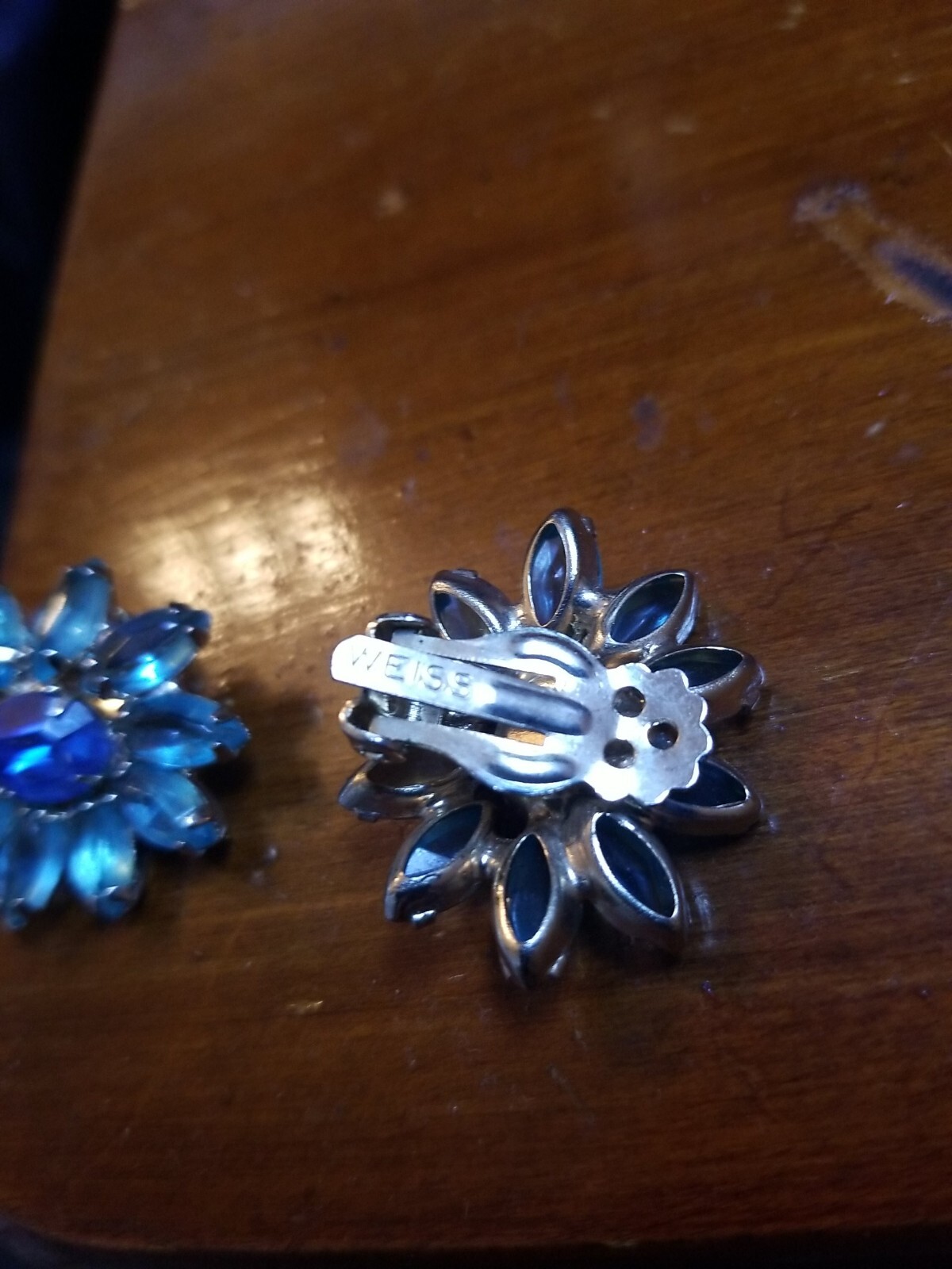 RARE ICY BLUE/DRK BLUE RHINESTONE WEISS CLIP ON EARRI… - Gem