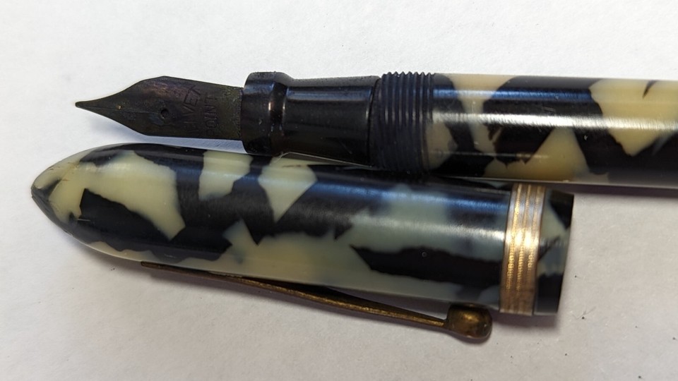 VINTAGE RED DOT FOUNTAIN PEN VELVET POINT NIB | eBay