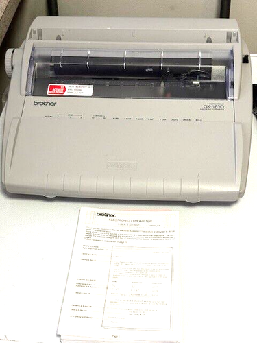 Brother Correctronic GX-6750 Electronic Typewriter with keyboard Cover ...