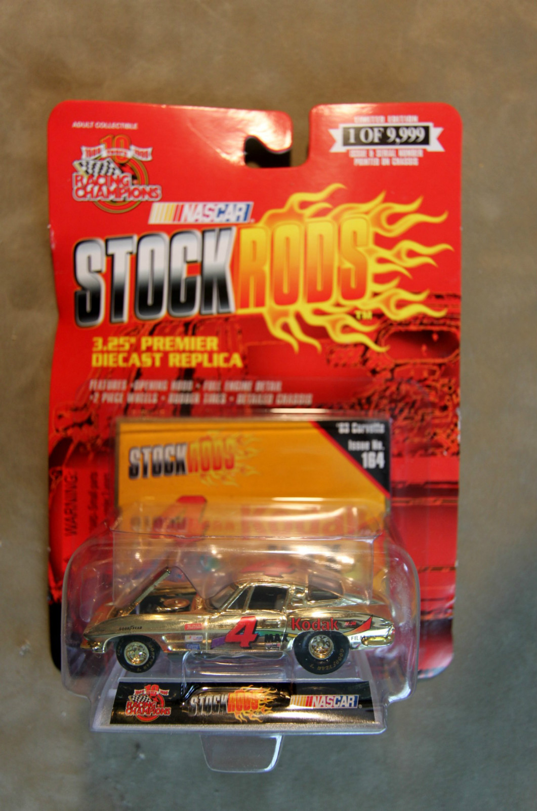 RACING CHAMPIONS NASCAR...STOCKS RODS - '63 CORVETTE - ISSUE NO 164 ...