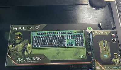 Razer BlackWidow V3 Halo Edition Keyboard & DeathAdder V2 Wired Mouse ...