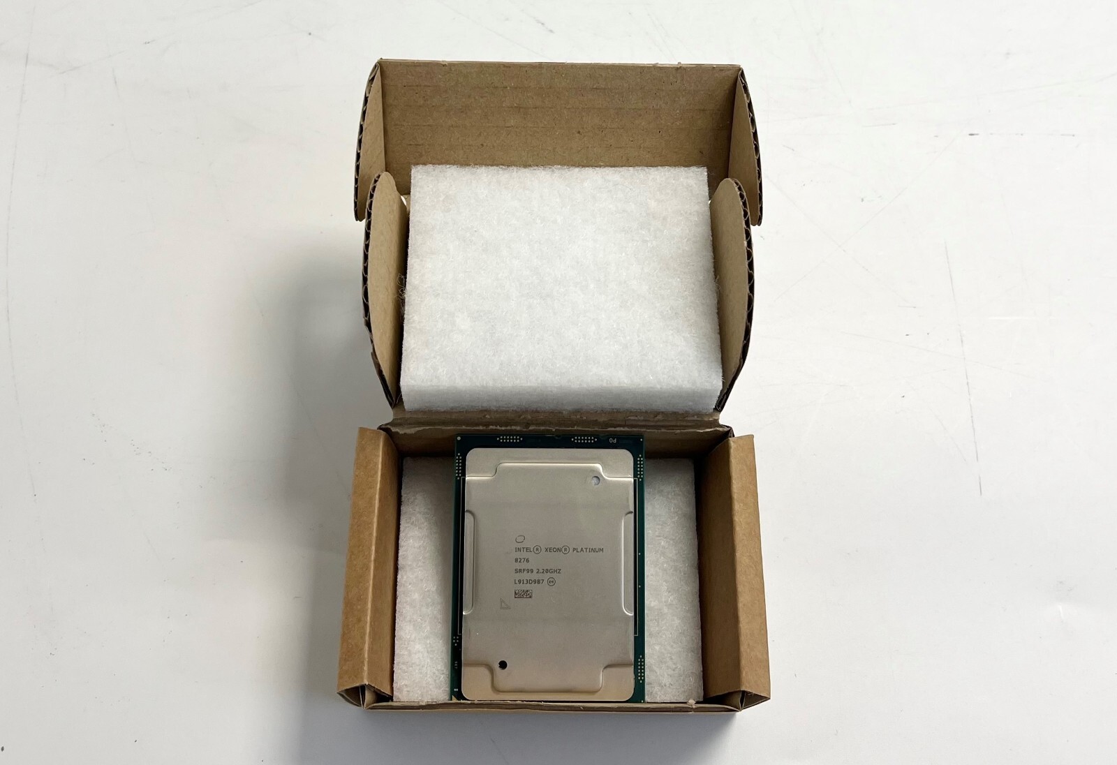 Intel Xeon Platinum 8276 SRF99 (2.20GHz/4.0GHz 28-Core 165W) Processor ...