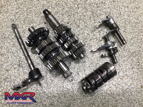 SUZUKI RM 125 GEARBOX / GEARS / TRANSMISSION SELECTOR SHAFT BARREL DRUM ...