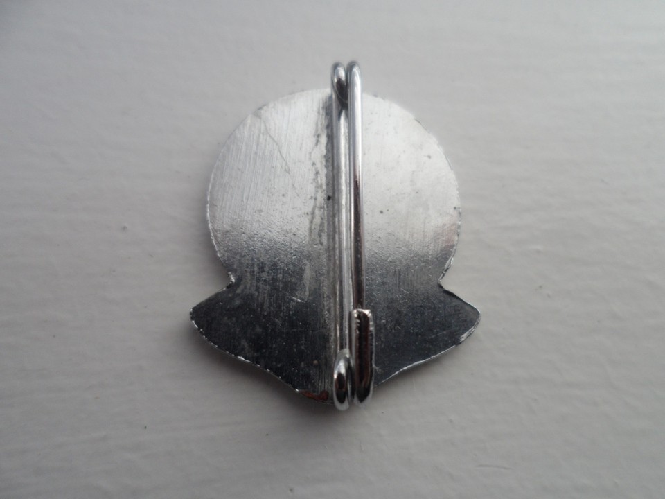 Heart Of Midlothian Football Club Enamel Gomm Badge | eBay UK