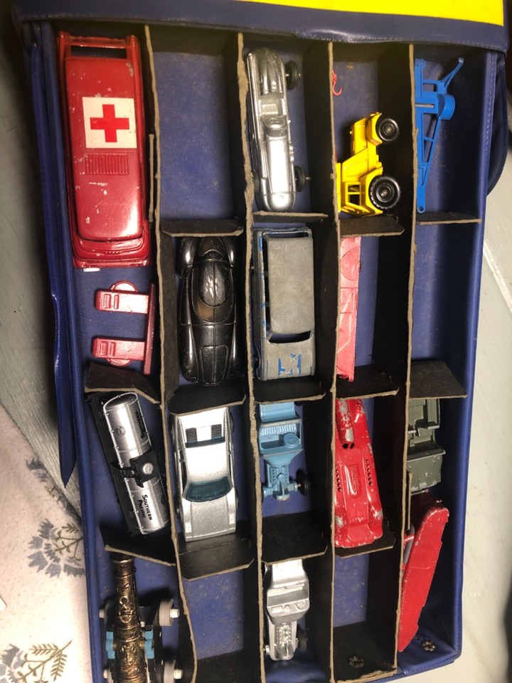 Vintage 1965 "Matchbox" Series Carrying Case filled with all old match ...