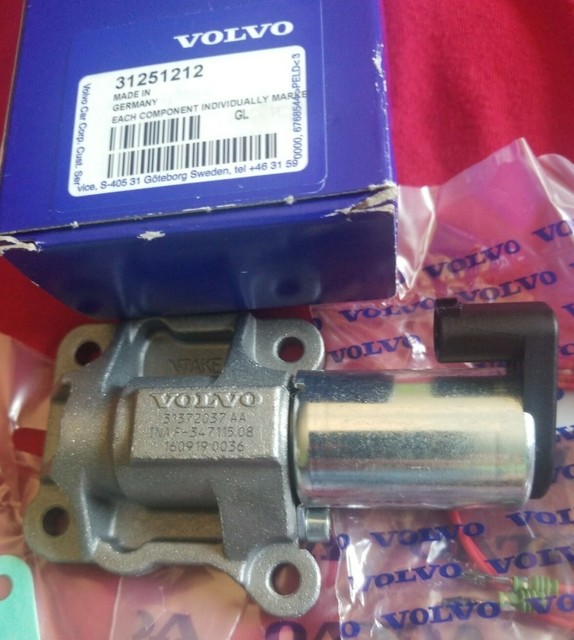 One Genuine Engine Variable Timing Solenoid 31251212 for Volvo for sale ...