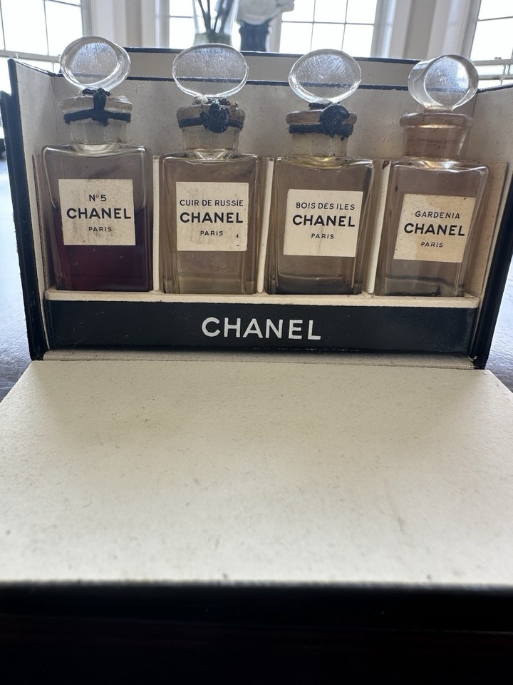 Vintage CHANEL Paris Perfume Sampler 2707 Complete Set Great Condition ...