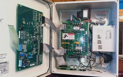 Duplex Control 240V 3Ph: 2 Enclosed Siemens 14DU+32A 2HP Starters ...