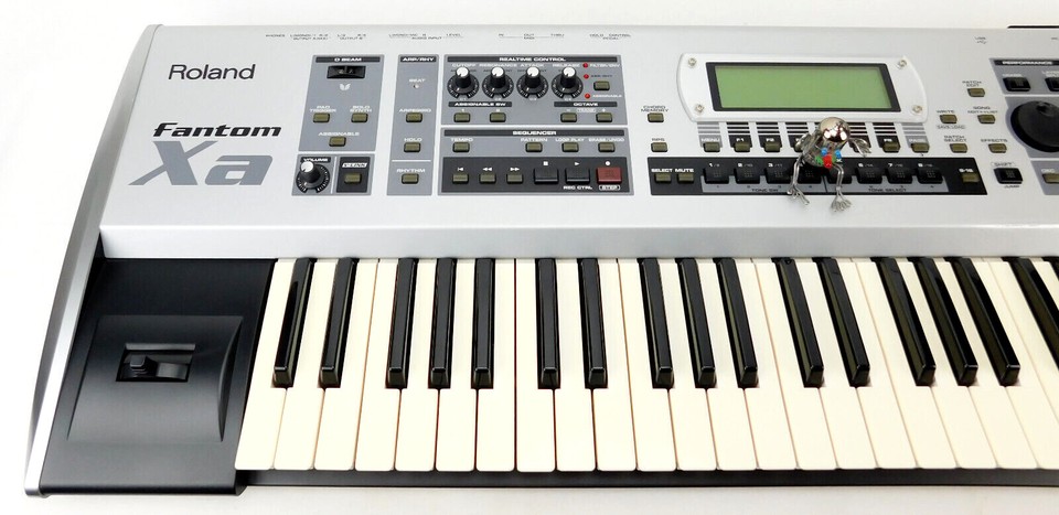 Roland Fantom XA Synthesizer Workstation Keyboard + Top Zustand + 1,5J ...