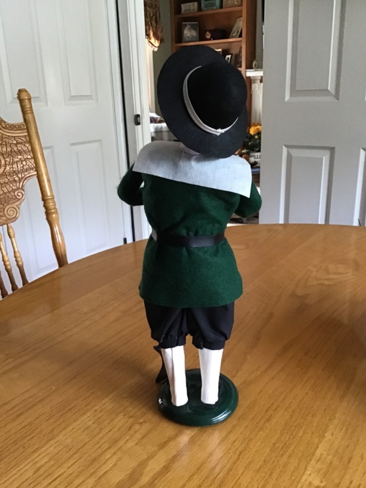 Byers Choice 2010 Pilgrim Man with Rifle SIGNED BY JOYCE BYERS | eBay