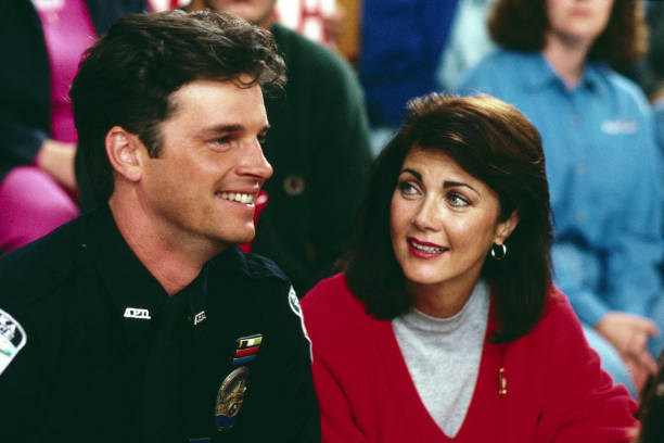 Lynda Carter Steven Eckholdt in Family Blessings 1999 Old Tv Photo 1 | eBay