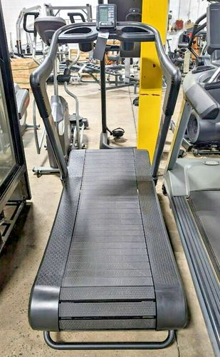 ASSAULT AIR RUNNER EILITE FREE RUN SELF PROPELLED TREADMILL - Gym ...