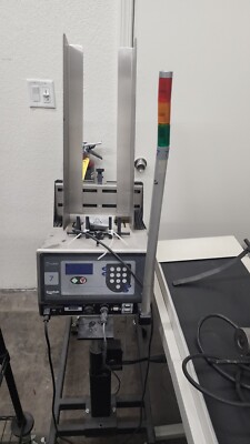 Stream Feeder ST1250 Universal Friction Feeder w/ Light Indicator ...