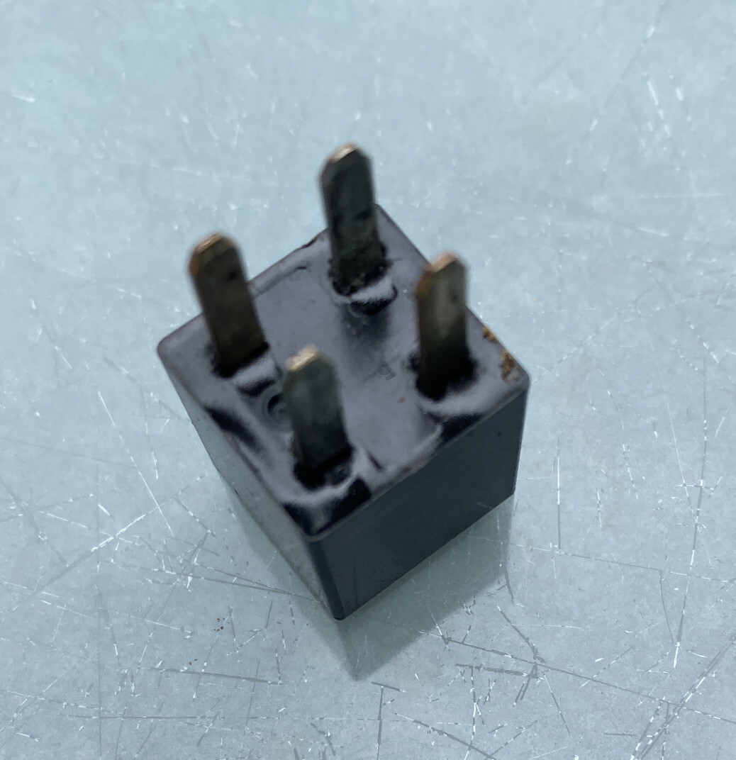 (1pc) Used GM Omron 4 Pin Multi-Purpose Relay 5010-8303 OEM | eBay